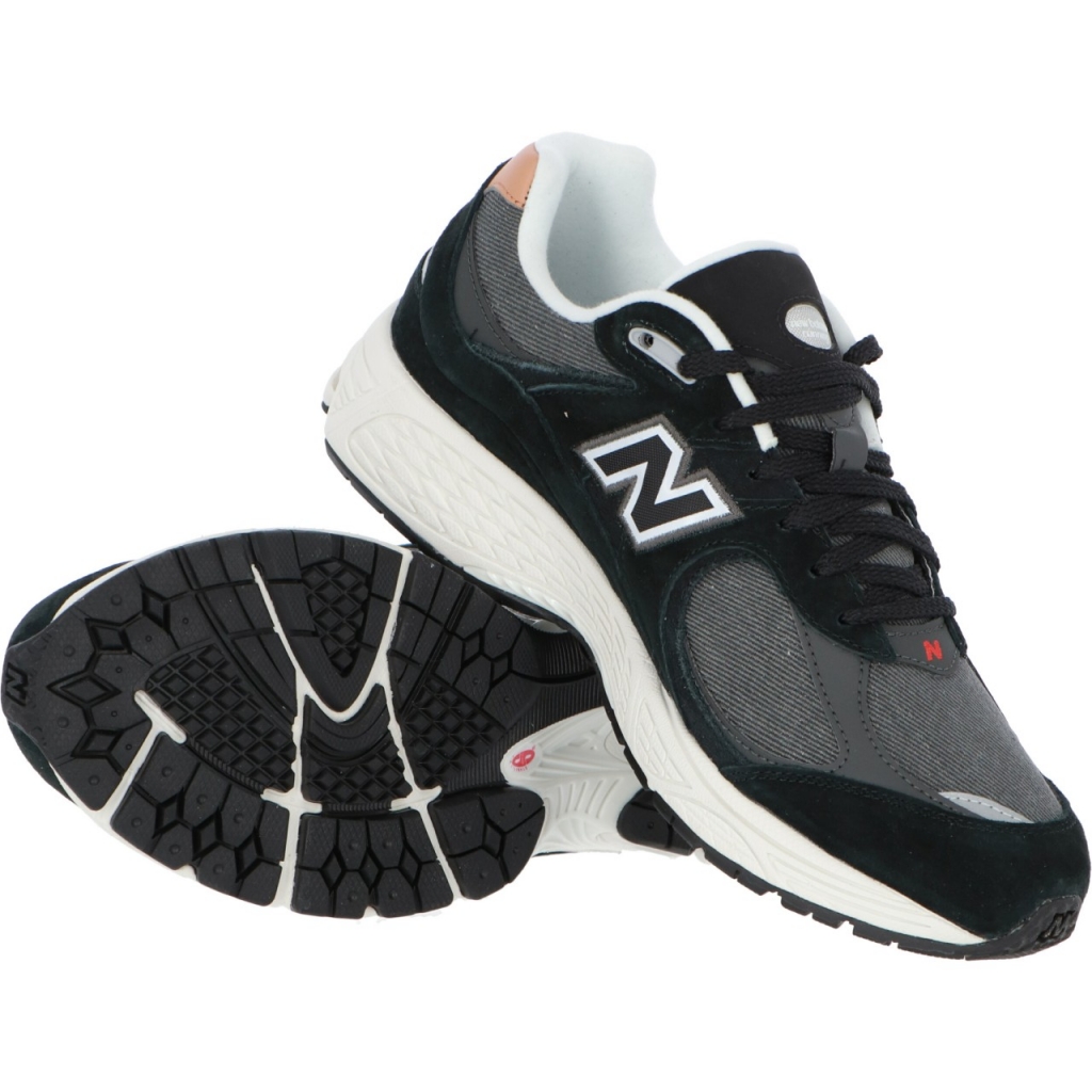 New Balance Scarpa New Balance Uomo 2002 Lifestyle Black Sneake